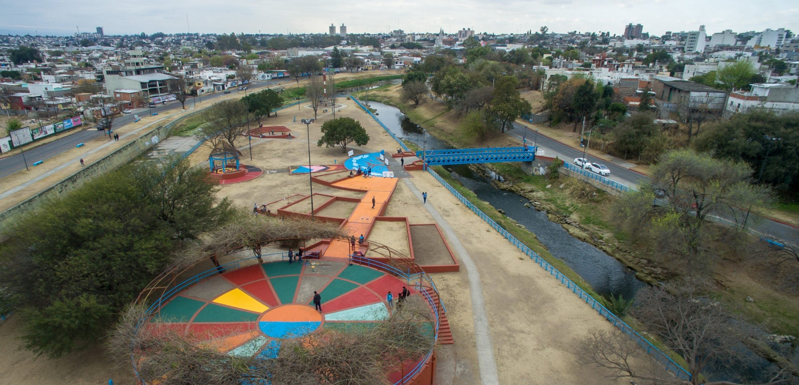 La Isla de los Patos se renueva con arte y colores • Municipalidad de ...
