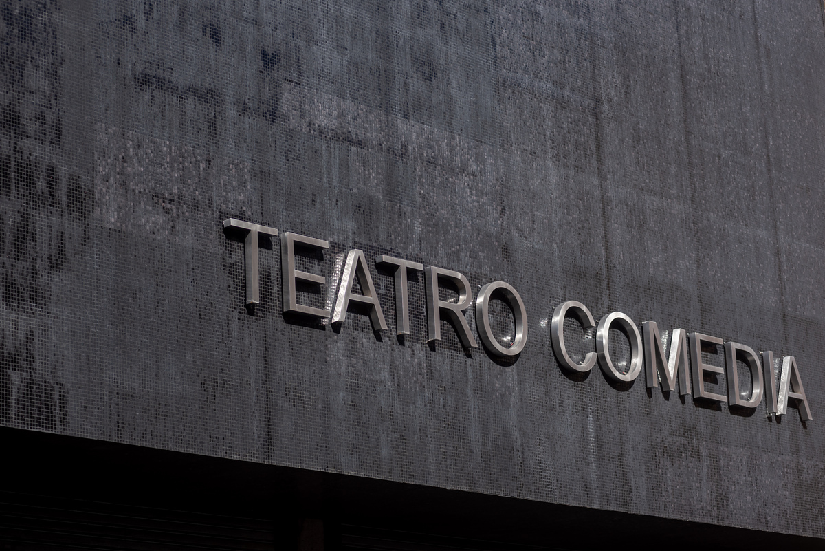 La Muni te propone conocer la historia centenaria del Teatro Comedia ...