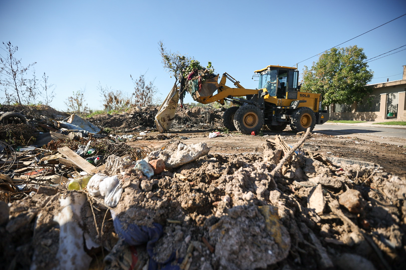Se retiraron 50 toneladas de un basural en la zona sudeste de la ciudad ...