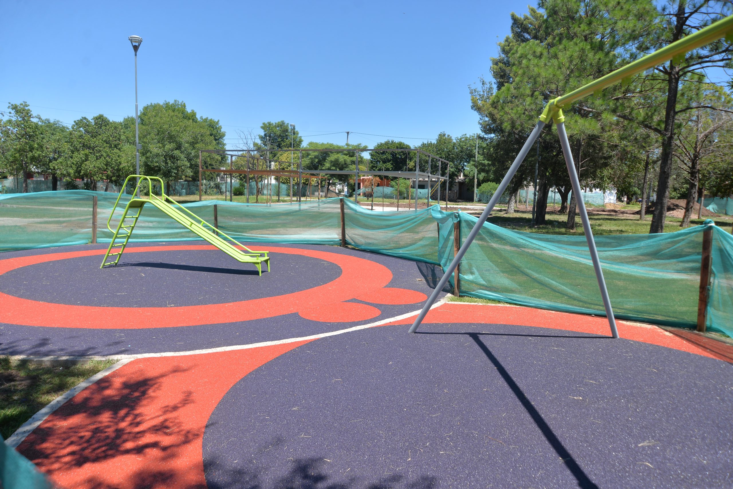 Nuevos juegos infantiles y una gran pérgola serán los principales ...